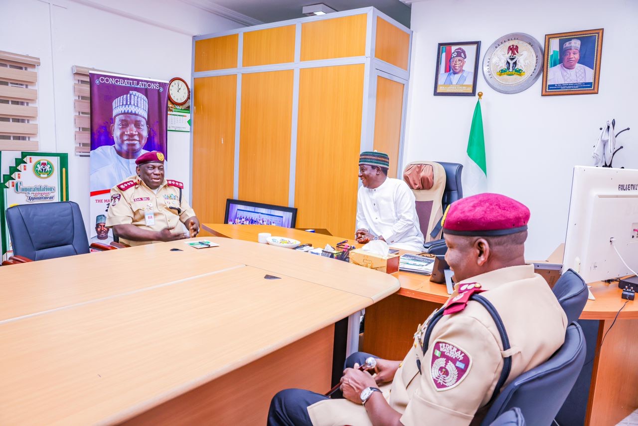 CORPS MARSHAL FRSC VISITS LABOUR & EMPLOYMENT MINISTER - Daybreak ...