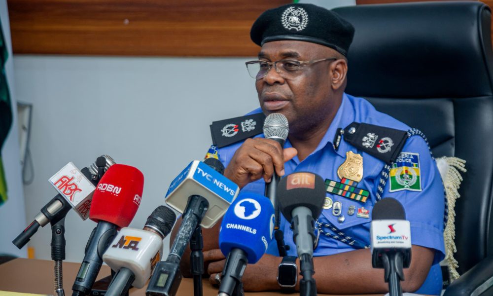 Akwa Ibom Police Arrest Suspect With 36 Recovered Phones, Prosecute Man ...